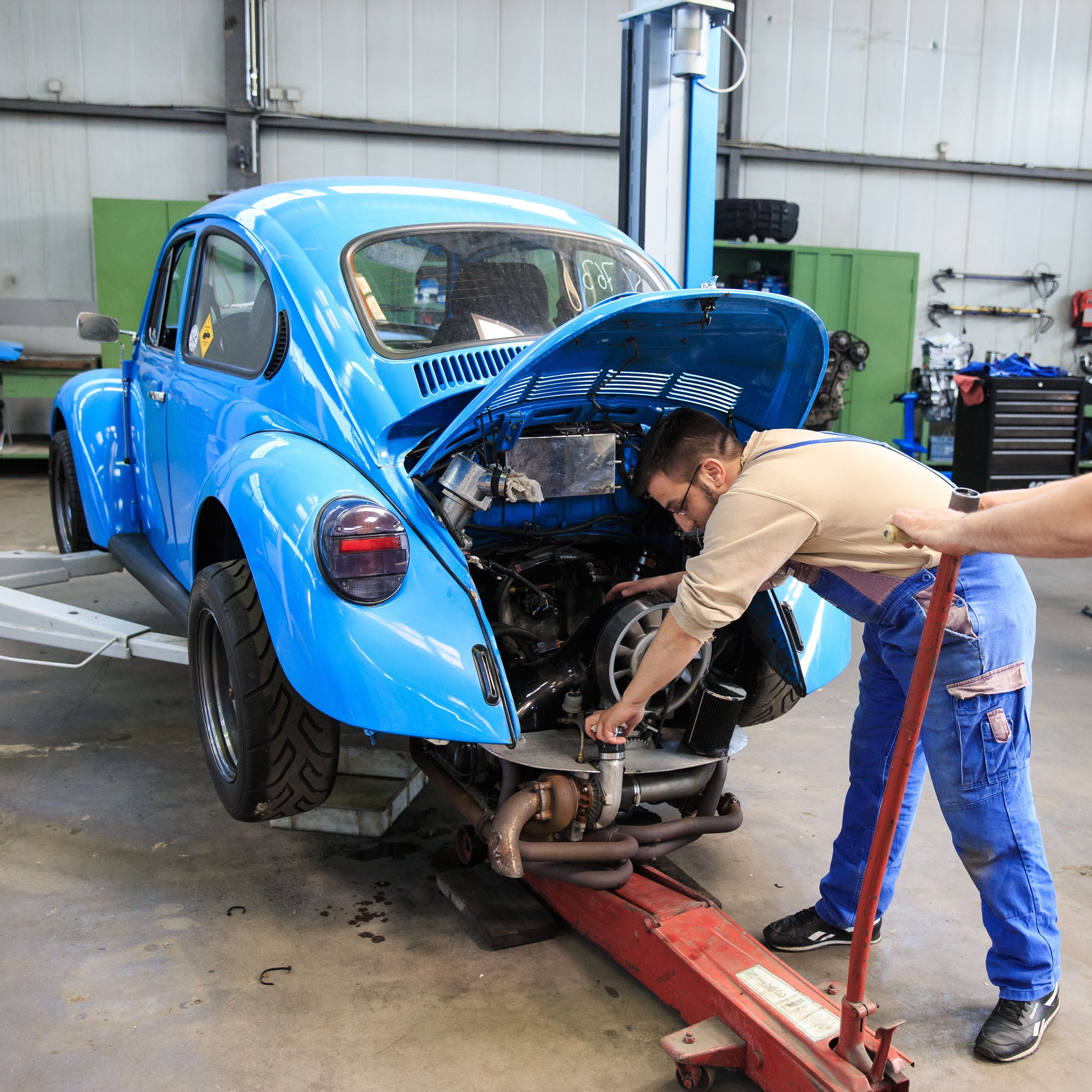 Kfz-Techniker-Meister (m/w/d) als Ausbilder / Dozent im Haus des Kfz ...